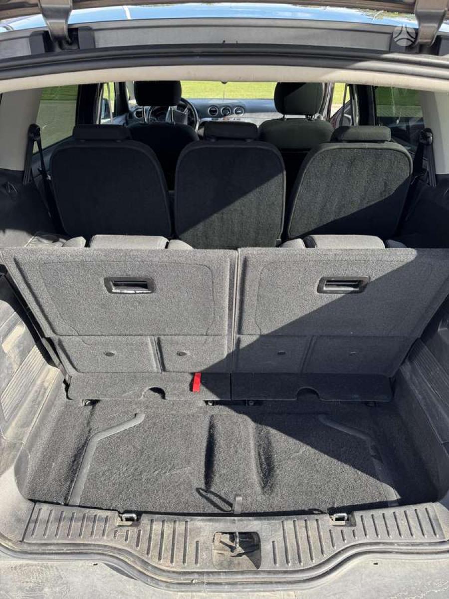Violets Ford S-Max 2011 Tauragė, ar dzinēja tilpumu 2.00 L un nobraukumu 291 tūkst. km par 5300 €, foto 6 vietnē AUTOMOTO.COM.LV