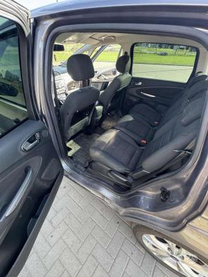 Violets Ford S-Max 2011 Tauragė, ar dzinēja tilpumu 2.00 L un nobraukumu 291 tūkst. km par 5300 €, foto 7 vietnē AUTOMOTO.COM.LV