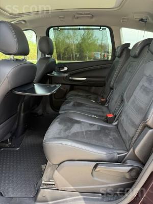 Violets Ford S-Max 2012 Tukums, ar dzinēja tilpumu 2.00 L un nobraukumu 0 tūkst. km par 7400 €, foto 19 vietnē AUTOMOTO.COM.LV