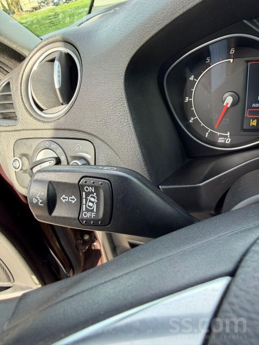 Violets Ford S-Max 2012 Tukums, ar dzinēja tilpumu 2.00 L un nobraukumu 0 tūkst. km par 7400 €, foto 30 vietnē AUTOMOTO.COM.LV