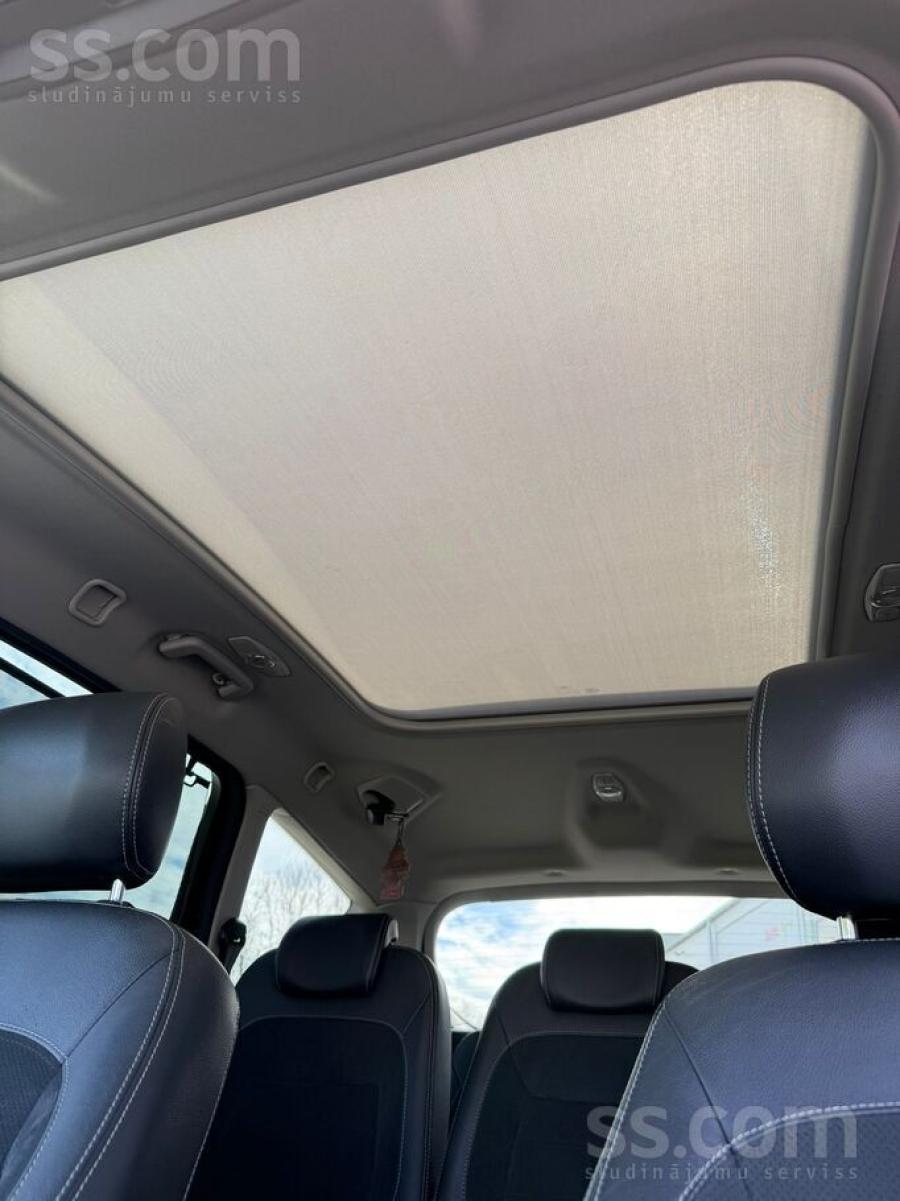 Violets Ford S-Max 2012 Tukums, ar dzinēja tilpumu 2.00 L un nobraukumu 0 tūkst. km par 7400 €, foto 31 vietnē AUTOMOTO.COM.LV