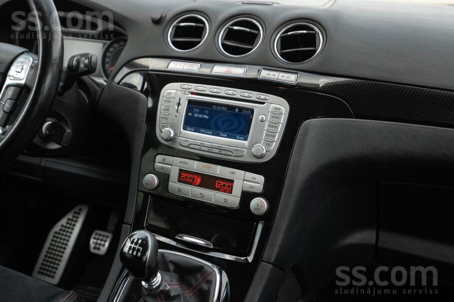 Balts Ford S-Max 2010 Tukums, ar dzinēja tilpumu 2.20 L un nobraukumu 0 tūkst. km par 4500 €, foto 14 vietnē AUTOMOTO.COM.LV