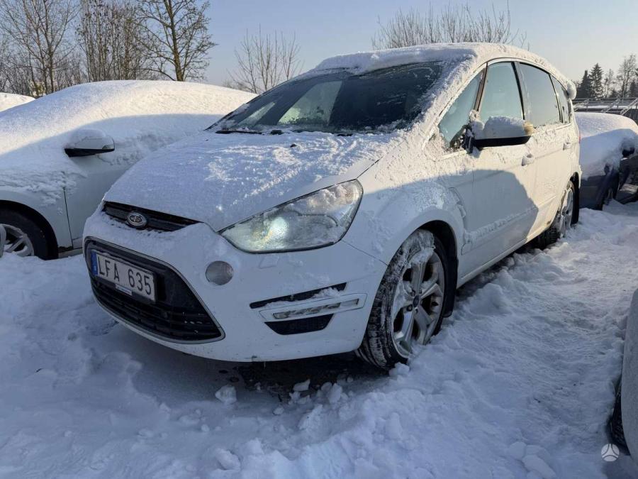 White Ford S-Max 2011 in Kaunas, with an engine capacity of 2.00 L and mileage of 291 thousand km for 1650 €, photo 1 on AUTOMOTO.COM.LV