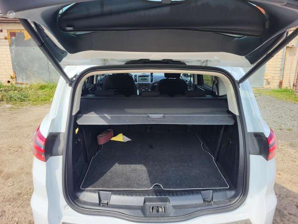 Balts Ford S-Max 2016 Marijampole, ar dzinēja tilpumu 2.00 L un nobraukumu 320 tūkst. km par 7000 €, foto 7 vietnē AUTOMOTO.COM.LV