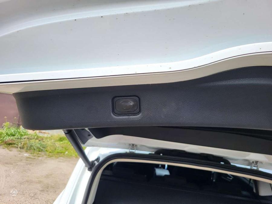 Balts Ford S-Max 2016 Marijampole, ar dzinēja tilpumu 2.00 L un nobraukumu 320 tūkst. km par 7000 €, foto 9 vietnē AUTOMOTO.COM.LV
