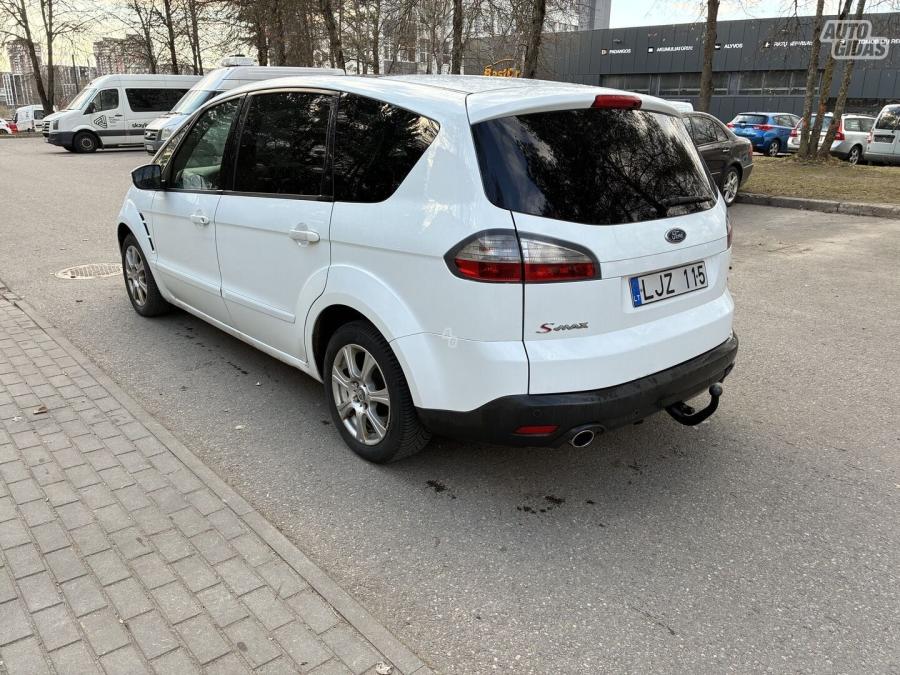 White Ford S-Max 2008 in Vilnius, with an engine capacity of 2.20 L and mileage of 365 thousand km for 2500 €, photo 5 on AUTOMOTO.COM.LV