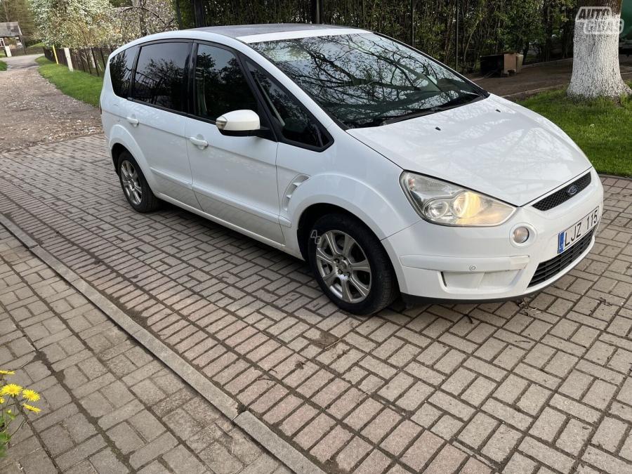Balts Ford S-Max 2008 Šauļi, ar dzinēja tilpumu 2.20 L un nobraukumu 340 tūkst. km par 2650 €, foto 5 vietnē AUTOMOTO.COM.LV