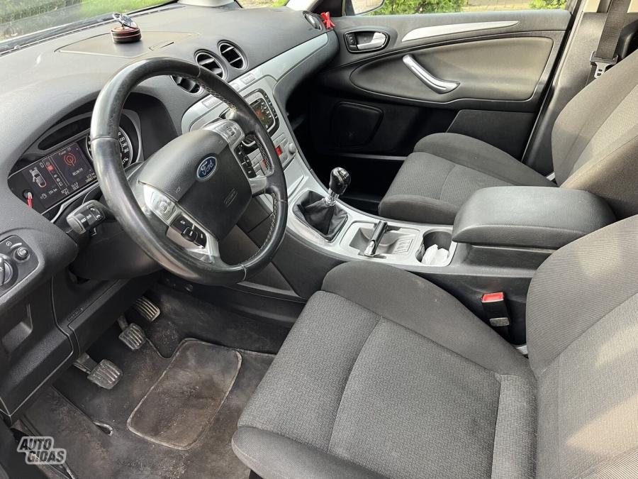 Balts Ford S-Max 2008 Šauļi, ar dzinēja tilpumu 2.20 L un nobraukumu 340 tūkst. km par 2650 €, foto 12 vietnē AUTOMOTO.COM.LV