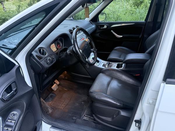 White Ford S-Max 2008 in Siauliai, with an engine capacity of 2.00 L and mileage of 305 thousand km for 2250 €, photo 6 on AUTOMOTO.COM.LV