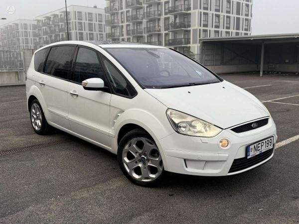 White Ford S-Max 2008 in Vilnius, with an engine capacity of 2.00 L and mileage of 330 thousand km for 2900 €, photo 1 on AUTOMOTO.COM.LV