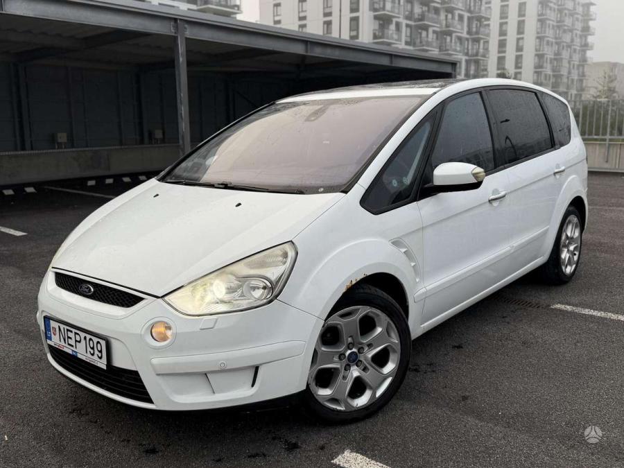 White Ford S-Max 2008 in Vilnius, with an engine capacity of 2.00 L and mileage of 330 thousand km for 2900 €, photo 3 on AUTOMOTO.COM.LV