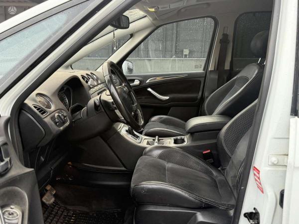 White Ford S-Max 2008 in Vilnius, with an engine capacity of 2.00 L and mileage of 330 thousand km for 2900 €, photo 7 on AUTOMOTO.COM.LV