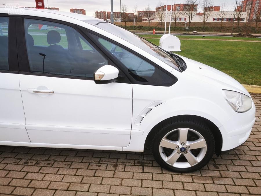 Balts Ford S-Max 2009 Klaipėda, ar dzinēja tilpumu 2.20 L un nobraukumu 208 tūkst. km par 3450 €, foto 14 vietnē AUTOMOTO.COM.LV