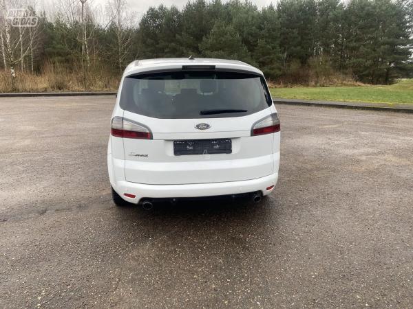 White Ford S-Max 2009 in Vilnius, with an engine capacity of 2.20 L and mileage of 300 thousand km for 3400 €, photo 5 on AUTOMOTO.COM.LV
