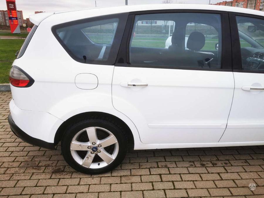 Balts Ford S-Max 2009 Klaipėda, ar dzinēja tilpumu 2.18 L un nobraukumu 208 tūkst. km par 3450 €, foto 13 vietnē AUTOMOTO.COM.LV