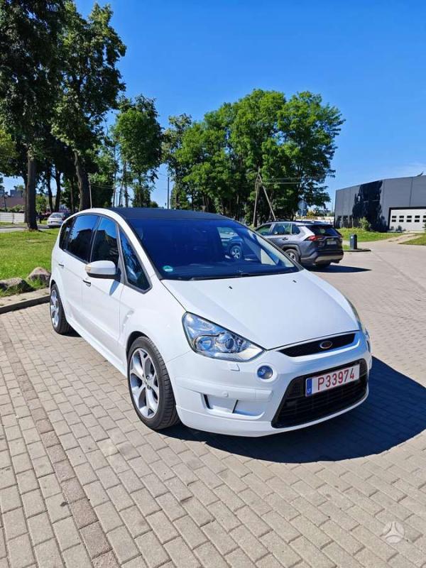 Balts Ford S-Max 2009 Kauņa, ar dzinēja tilpumu 2.18 L un nobraukumu 243 tūkst. km par 3450 €, foto 1 vietnē AUTOMOTO.COM.LV