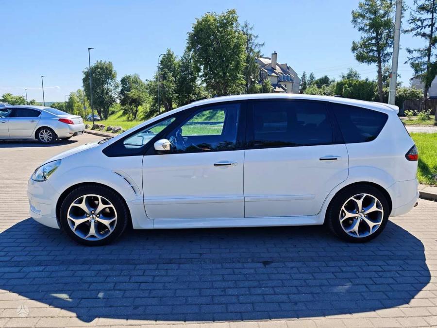 Balts Ford S-Max 2009 Kauņa, ar dzinēja tilpumu 2.18 L un nobraukumu 243 tūkst. km par 3450 €, foto 6 vietnē AUTOMOTO.COM.LV