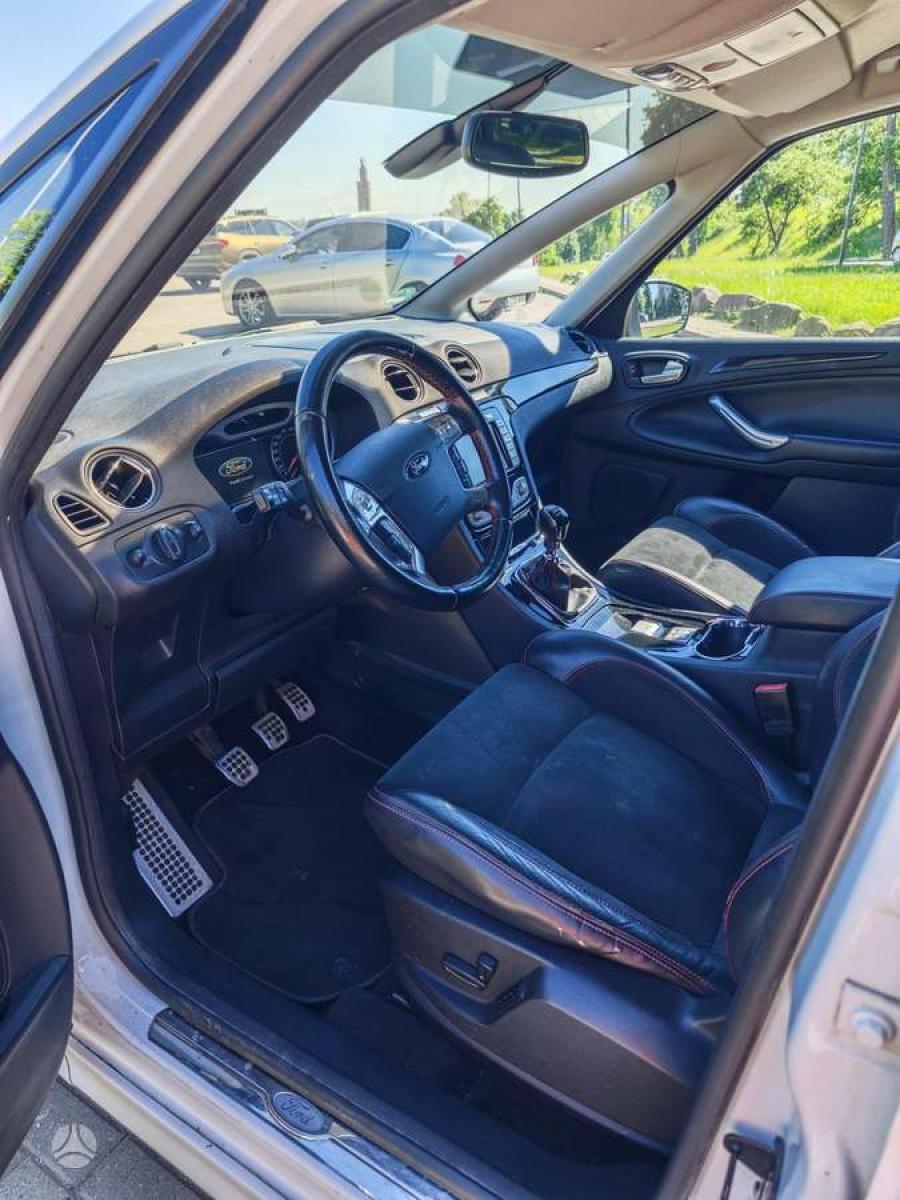 Balts Ford S-Max 2009 Kauņa, ar dzinēja tilpumu 2.18 L un nobraukumu 243 tūkst. km par 3450 €, foto 9 vietnē AUTOMOTO.COM.LV