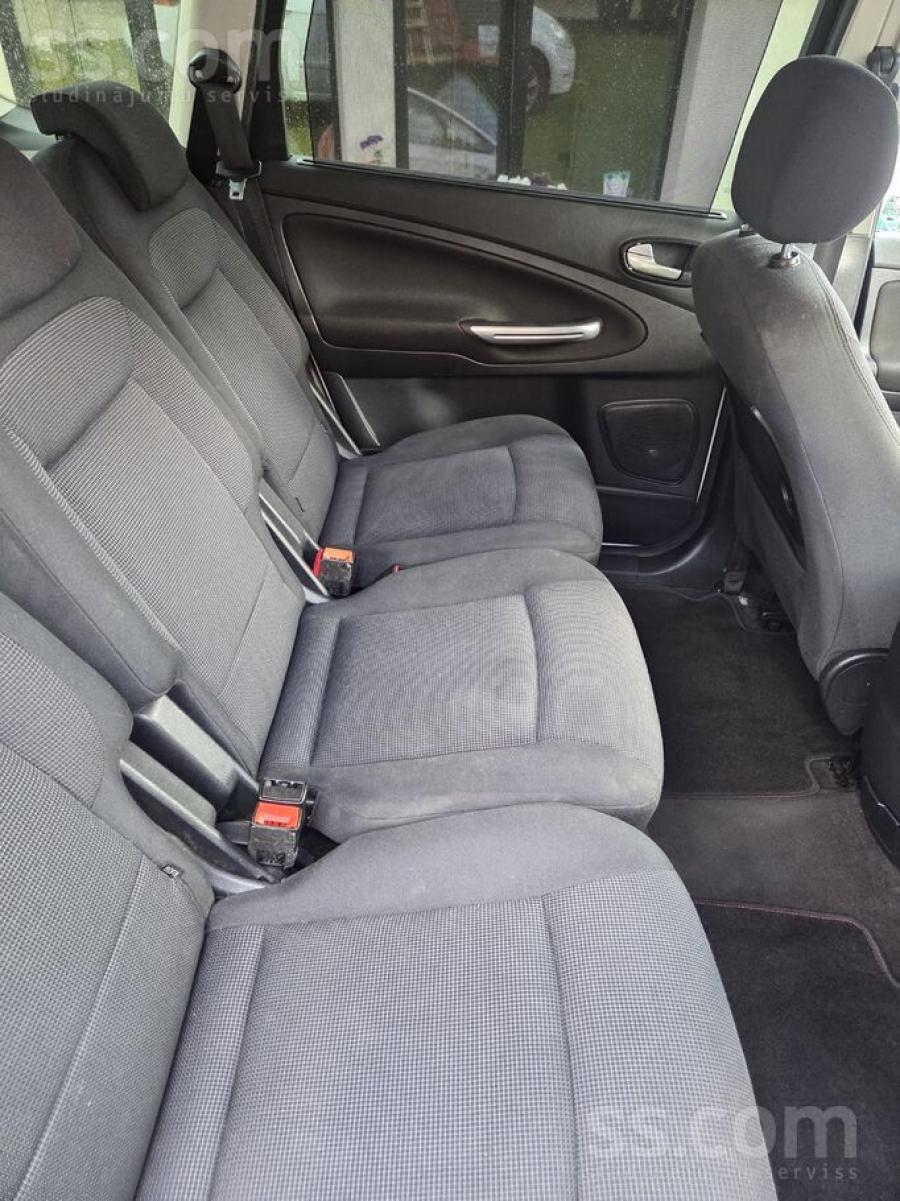 Balts Ford S-Max 2009 Tukums, ar dzinēja tilpumu 2.00 L un nobraukumu 291 tūkst. km par 3300 €, foto 4 vietnē AUTOMOTO.COM.LV