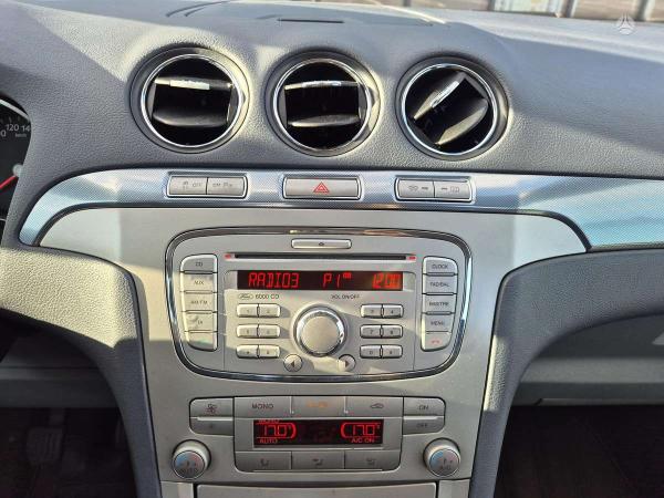 Balts Ford S-Max 2009 Kauņa, ar dzinēja tilpumu 1.75 L un nobraukumu 377 tūkst. km par 2650 €, foto 10 vietnē AUTOMOTO.COM.LV