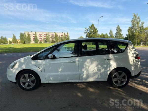 Balts Ford S-Max 2009 Gulbene, ar dzinēja tilpumu 2.00 L un nobraukumu 345 tūkst. km par 2900 €, foto 4 vietnē AUTOMOTO.COM.LV