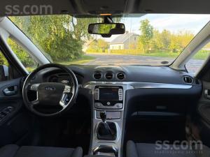 White Ford S-Max 2009 in Gulbene, with an engine capacity of 2.00 L and mileage of 345 thousand km for 2900 €, photo 8 on AUTOMOTO.COM.LV
