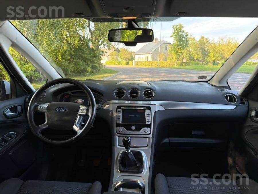 White Ford S-Max 2009 in Gulbene, with an engine capacity of 2.00 L and mileage of 345 thousand km for 2900 €, photo 8 on AUTOMOTO.COM.LV