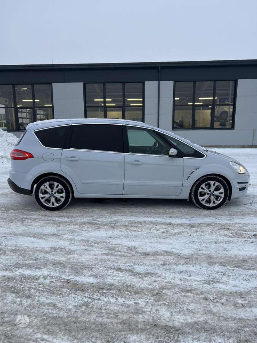 Balts Ford S-Max 2010 Panevēža, ar dzinēja tilpumu 2.00 L un nobraukumu 239 tūkst. km par 3900 €, foto 8 vietnē AUTOMOTO.COM.LV