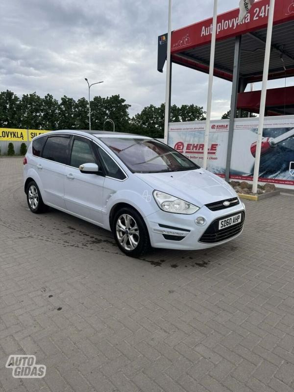 White Ford S-Max 2010 in Siauliai, with an engine capacity of 2.00 L and mileage of 172 thousand km for 1999 €, photo 1 on AUTOMOTO.COM.LV