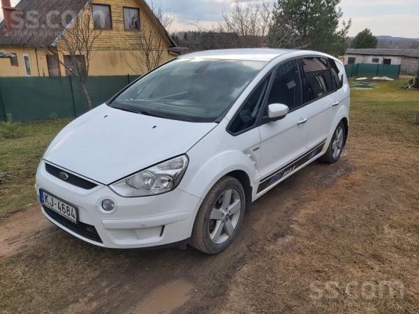 White Ford S-Max 2010 in Ludza, with an engine capacity of 1.80 L and mileage of 348 thousand km for 1000 €, photo 1 on AUTOMOTO.COM.LV