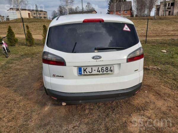 White Ford S-Max 2010 in Ludza, with an engine capacity of 1.80 L and mileage of 348 thousand km for 1000 €, photo 7 on AUTOMOTO.COM.LV