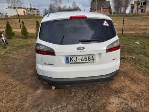 Balts Ford S-Max 2010 Ludza, ar dzinēja tilpumu 1.80 L un nobraukumu 348 tūkst. km par 1000 €, foto 8 vietnē AUTOMOTO.COM.LV