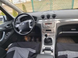 Balts Ford S-Max 2010 Ludza, ar dzinēja tilpumu 1.80 L un nobraukumu 348 tūkst. km par 1000 €, foto 9 vietnē AUTOMOTO.COM.LV