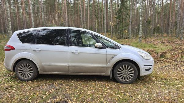 Balts Ford S-Max 2010 Rīga, ar dzinēja tilpumu 2.00 L un nobraukumu 282 tūkst. km par 3999 €, foto 2 vietnē AUTOMOTO.COM.LV