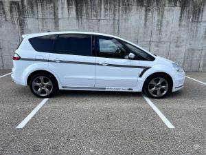 White Ford S-Max 2010 in Vilnius, with an engine capacity of 2.18 L and mileage of 216 thousand km for 4999 €, photo 14 on AUTOMOTO.COM.LV