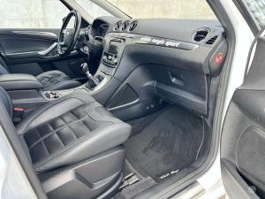 White Ford S-Max 2010 in Vilnius, with an engine capacity of 2.18 L and mileage of 216 thousand km for 4999 €, photo 19 on AUTOMOTO.COM.LV