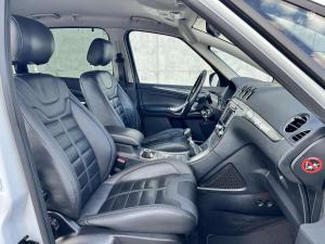White Ford S-Max 2010 in Vilnius, with an engine capacity of 2.18 L and mileage of 216 thousand km for 4999 €, photo 21 on AUTOMOTO.COM.LV