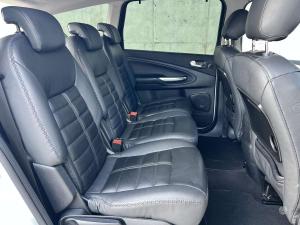 White Ford S-Max 2010 in Vilnius, with an engine capacity of 2.18 L and mileage of 216 thousand km for 4999 €, photo 24 on AUTOMOTO.COM.LV