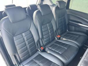 White Ford S-Max 2010 in Vilnius, with an engine capacity of 2.18 L and mileage of 216 thousand km for 4999 €, photo 25 on AUTOMOTO.COM.LV