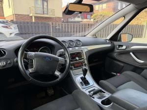 White Ford S-Max 2010 in Kaunas, with an engine capacity of 2.00 L and mileage of 320 thousand km for 3200 €, photo 14 on AUTOMOTO.COM.LV