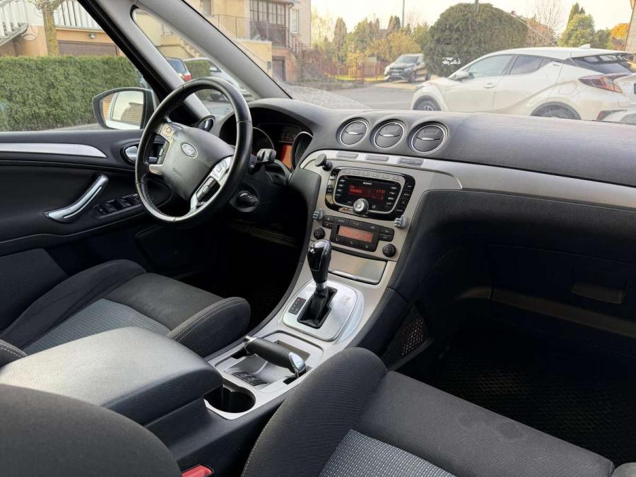 White Ford S-Max 2010 in Kaunas, with an engine capacity of 2.00 L and mileage of 320 thousand km for 3200 €, photo 15 on AUTOMOTO.COM.LV