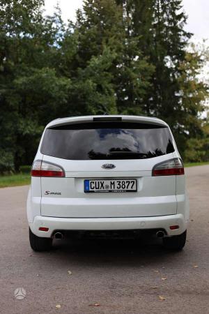 White Ford S-Max 2010 in Raseiniai, with an engine capacity of 2.18 L and mileage of 280 thousand km for 3850 €, photo 6 on AUTOMOTO.COM.LV