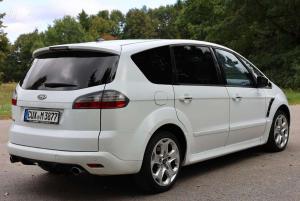 White Ford S-Max 2010 in Raseiniai, with an engine capacity of 2.18 L and mileage of 280 thousand km for 3850 €, photo 7 on AUTOMOTO.COM.LV