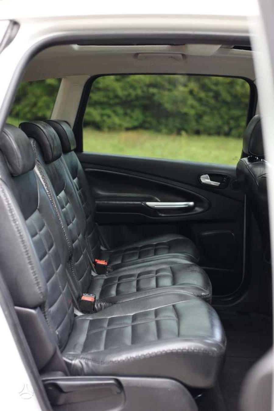 White Ford S-Max 2010 in Raseiniai, with an engine capacity of 2.18 L and mileage of 280 thousand km for 3850 €, photo 20 on AUTOMOTO.COM.LV