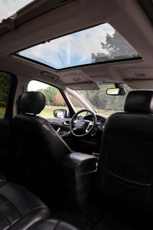White Ford S-Max 2010 in Raseiniai, with an engine capacity of 2.18 L and mileage of 280 thousand km for 3850 €, photo 21 on AUTOMOTO.COM.LV