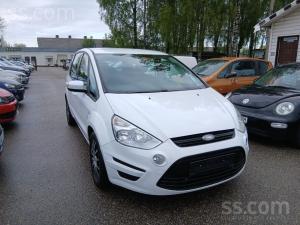 White Ford S-Max 2011 in Riga, with an engine capacity of 2.00 L and mileage of 277 thousand km for 4800 €, photo 2 on AUTOMOTO.COM.LV