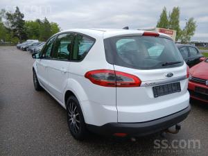 White Ford S-Max 2011 in Riga, with an engine capacity of 2.00 L and mileage of 277 thousand km for 4800 €, photo 5 on AUTOMOTO.COM.LV