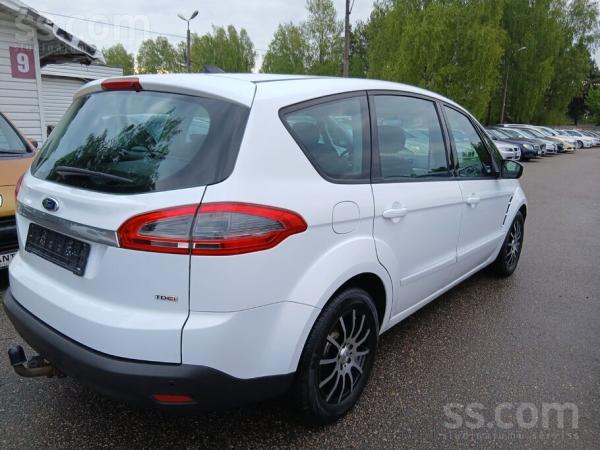 White Ford S-Max 2011 in Riga, with an engine capacity of 2.00 L and mileage of 277 thousand km for 4800 €, photo 8 on AUTOMOTO.COM.LV