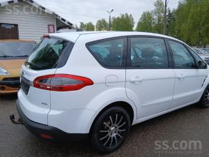 White Ford S-Max 2011 in Riga, with an engine capacity of 2.00 L and mileage of 277 thousand km for 4800 €, photo 9 on AUTOMOTO.COM.LV