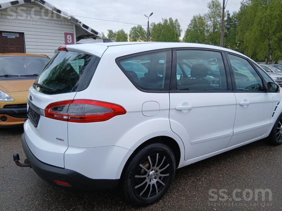 White Ford S-Max 2011 in Riga, with an engine capacity of 2.00 L and mileage of 277 thousand km for 4800 €, photo 9 on AUTOMOTO.COM.LV